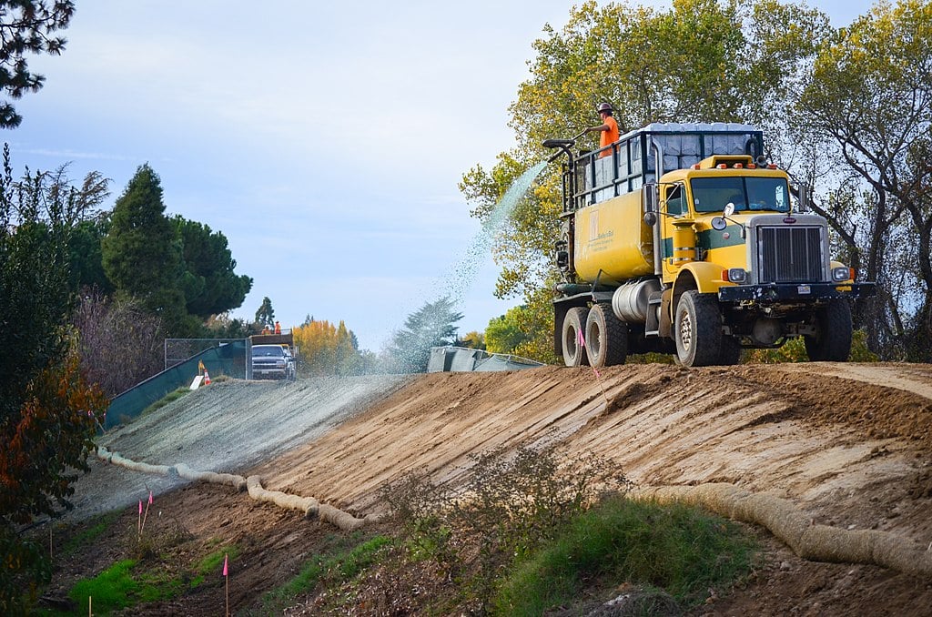 Hydroseeding vs. Sod (Cost, Appearance & Other Considerations)